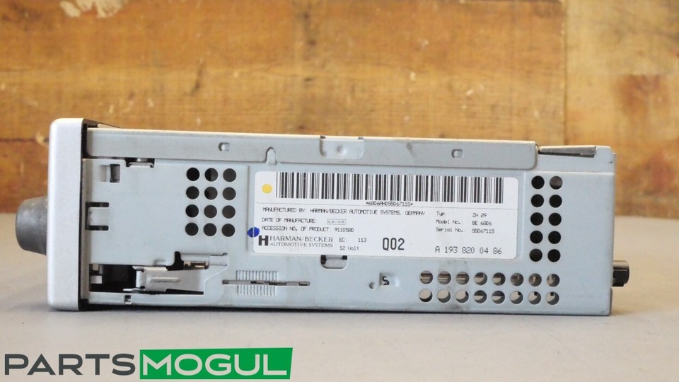 04-08 Chrysler Crossfire Convertible Radio Stereo CD W/O Navigation ...