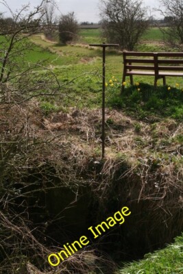 Photo 6x4 Sluice at the end of bypass channel, Louth Navigation ...