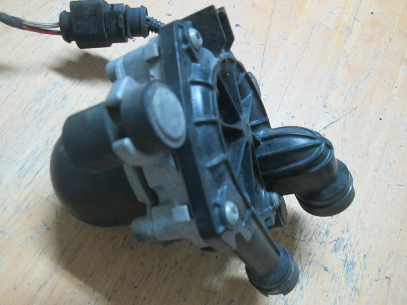 2005 2014 VW Beetle Jetta Golf Passat CC GTI Air Pump Genuine ...