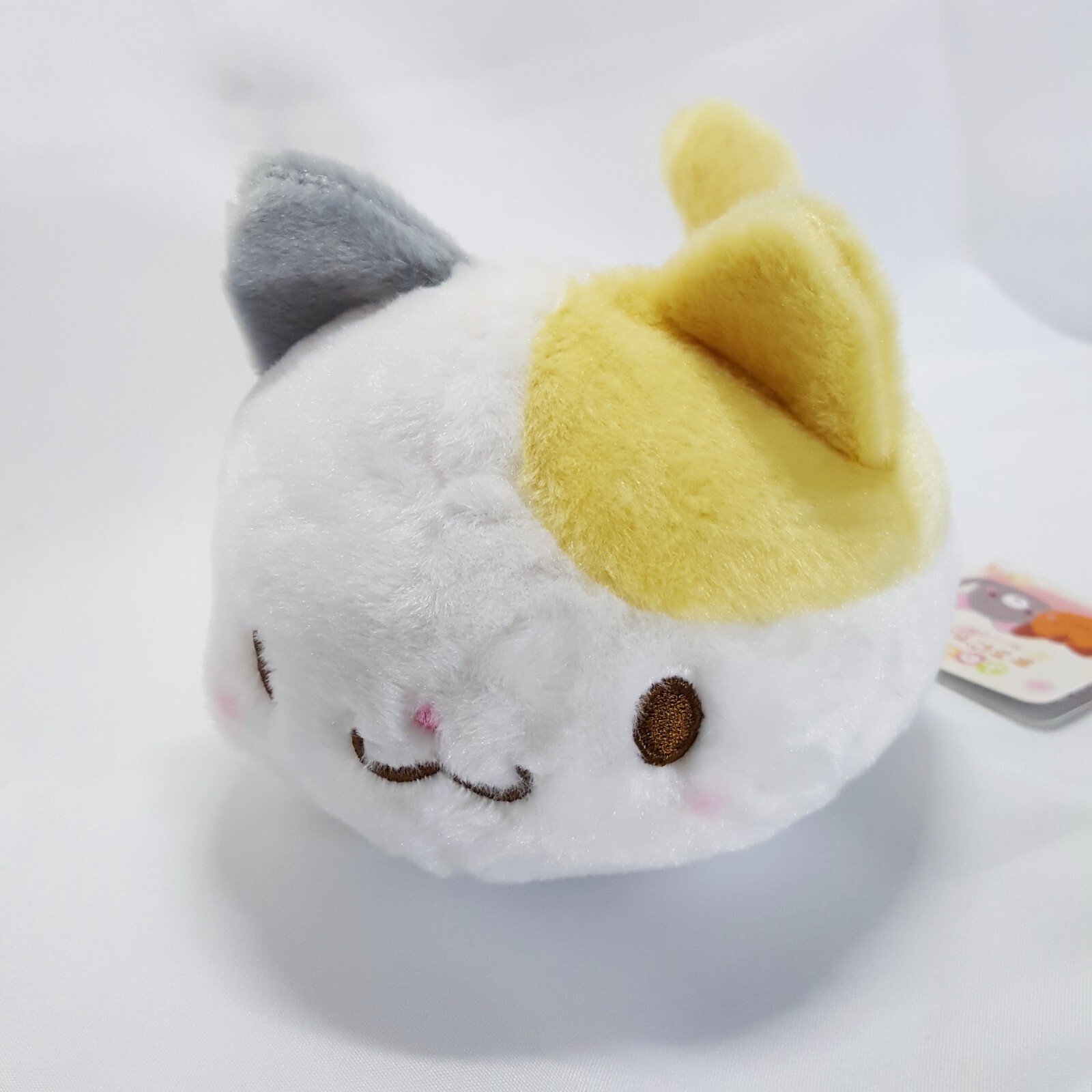 Round Fuzzy Cute Cat Plush - Fuwa Koro Fuwakoro Maru Nyan - YELL Japan ...