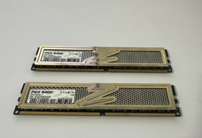 A pair of 2 OCZ DDR2 PC2-6400 2GB (1GB x 2) Laptop RAM sticks | eBay
