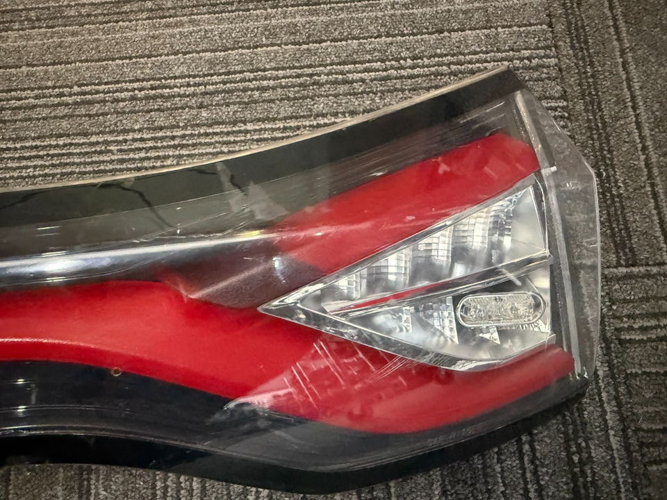 OEM | 2015 - 2018 Ford Edge LED Rear Center Tail Light w/ Camera | eBay