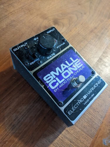 Electro-Harmonix Classics Small Clone Chorus Guitar Effect Pedal ...