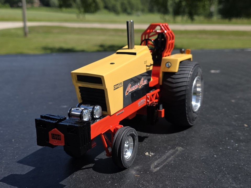 Ertl Case Agriking 970 1/16 Scale Cruzun Case Pulling Farm Toy Tractor ...