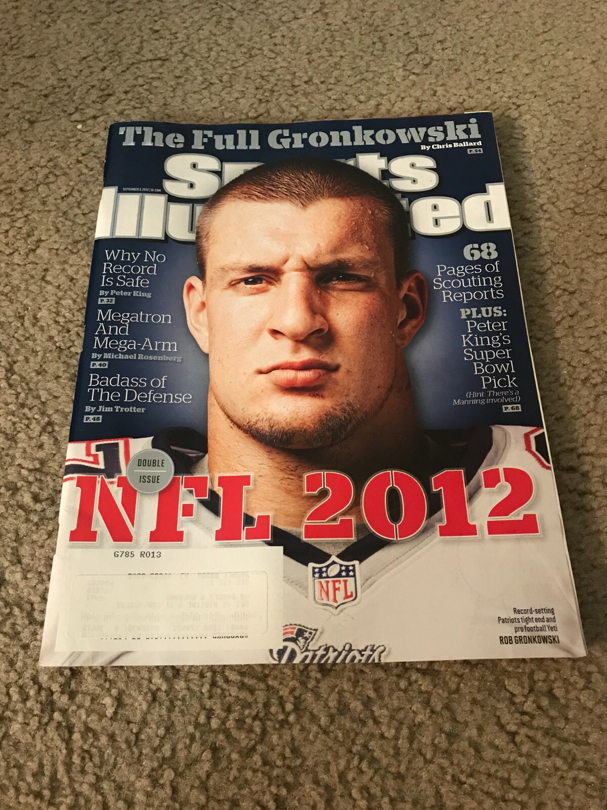 2012 ROB GRONKOWSKI Sports Illustrated Magazine 9/3 NFL PREVIEW BUCS ...