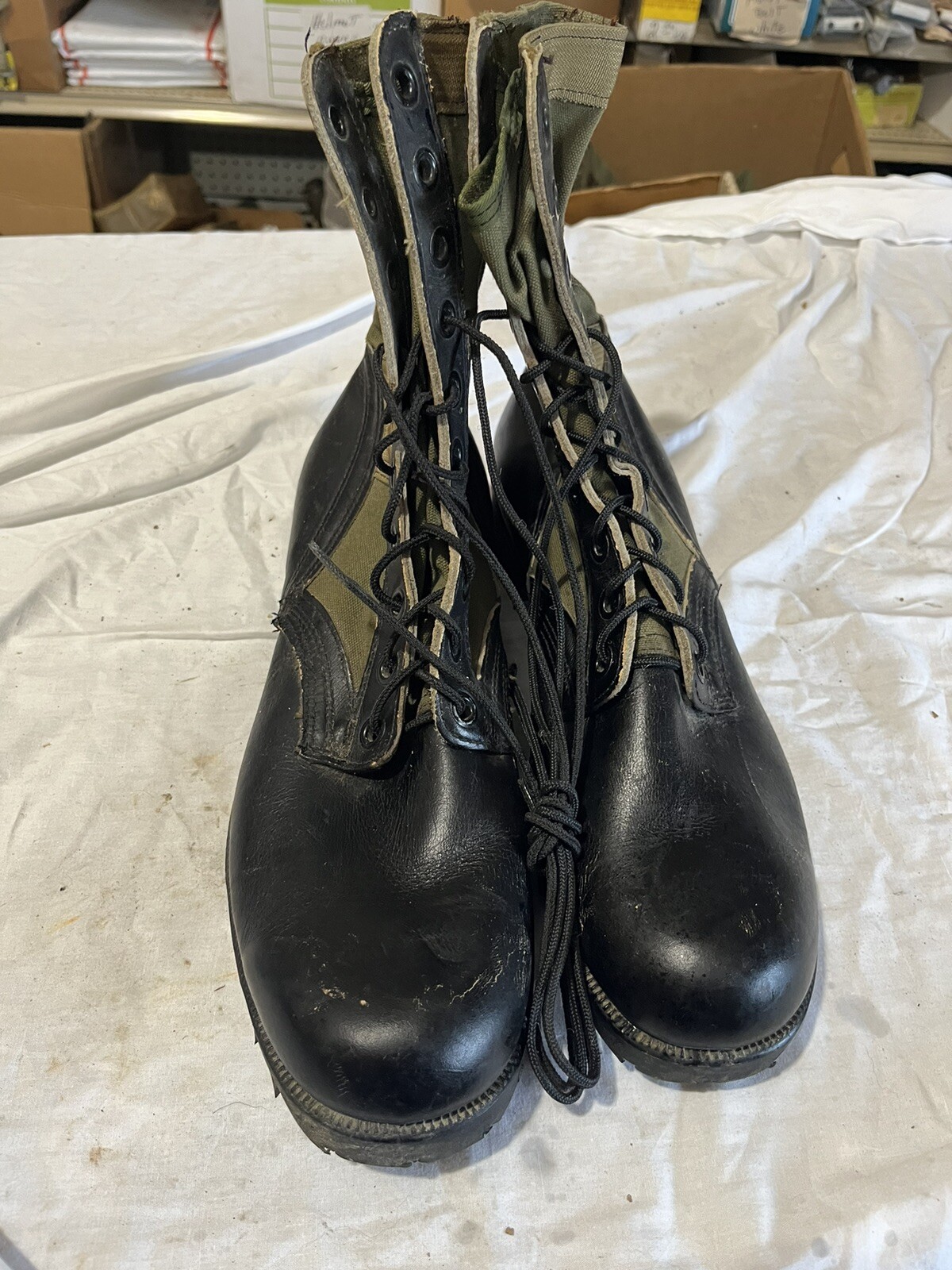 1968 Jungle Boots size 12 X Narrow Spike Protection &Insoles Early Ro ...