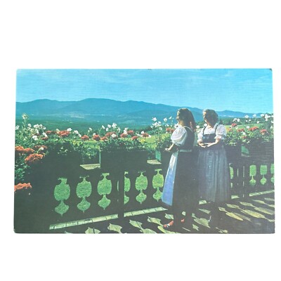 Postcard Baroness Von Trapp & Daughter Hedwig Family Lodge Stowe ...