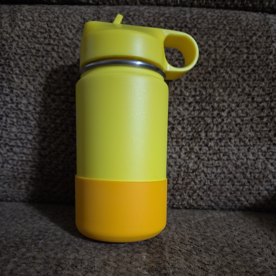 Hydro Flask Kids Bright yellow Water Bottle 12 oz pre-owned. choose ...