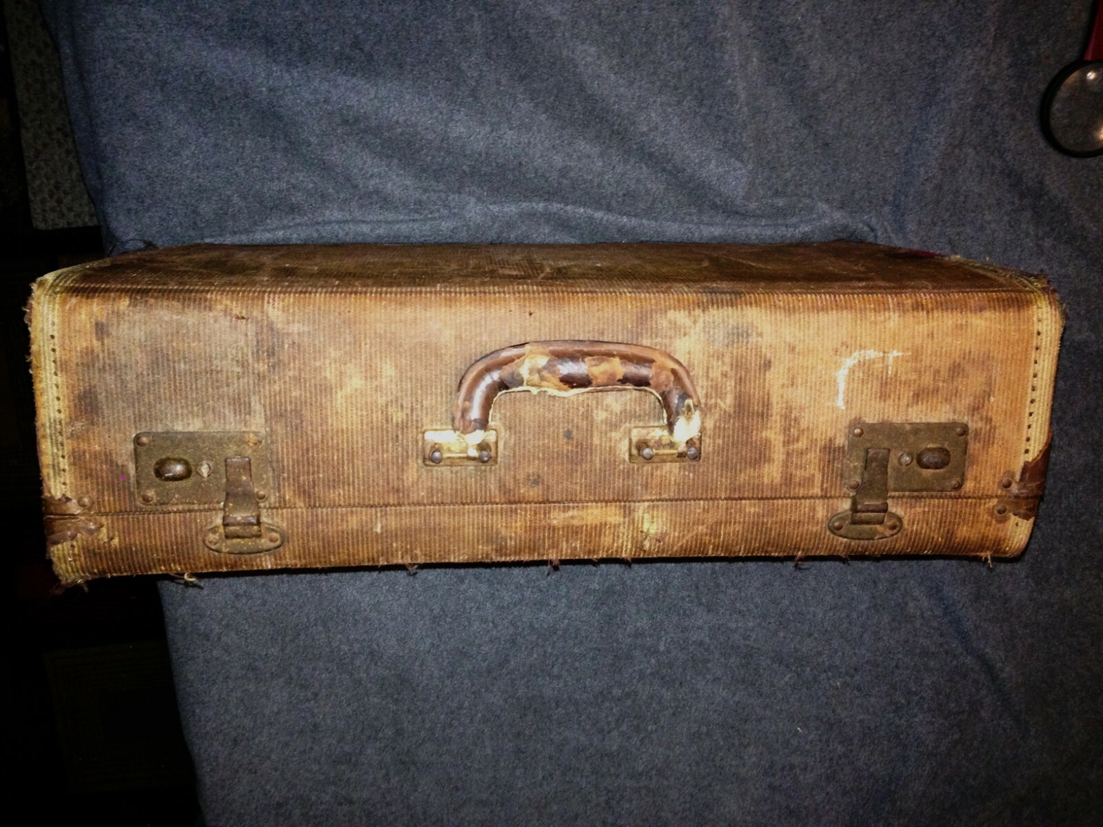 Vintage J.R. Gorospe Suitcase Stage Prop Cosplay Cost… - Gem