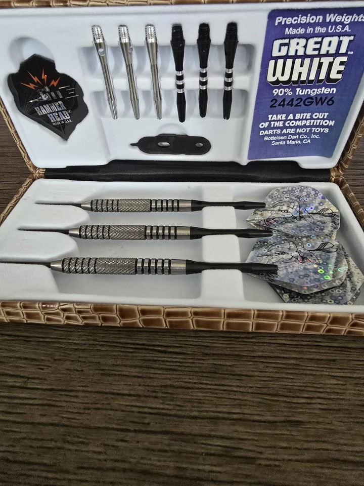 Great White 24 Gram Black Steel Bottelsen Dart set Original Stock New ...