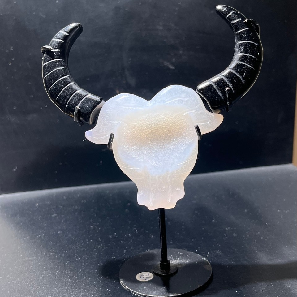 147G Natural geode agate quartz carved crystal cow reiki healing ...