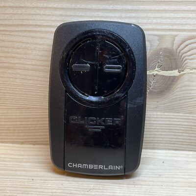 Chamberlain Clicker (2-Button) Garage Door Opener Remote HBW9814 ...