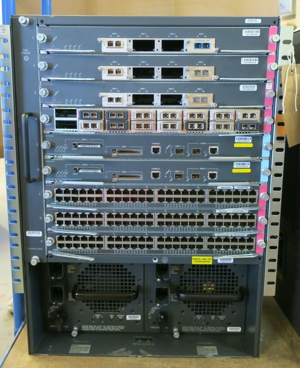 Cisco WS-C6509-E + 2x SUP720-3B + 3x X6748-GE-TX + 1x X6716-10GE +3x ...