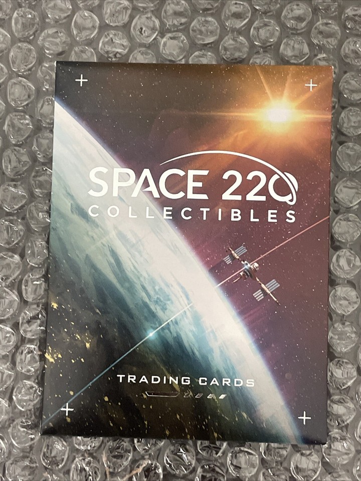 Disney EPCOT 2021 SPACE 220 Collectables Trading Cards 2 Sealed Packs ...