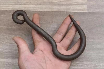 Hooks & Brackets - Farm Tools