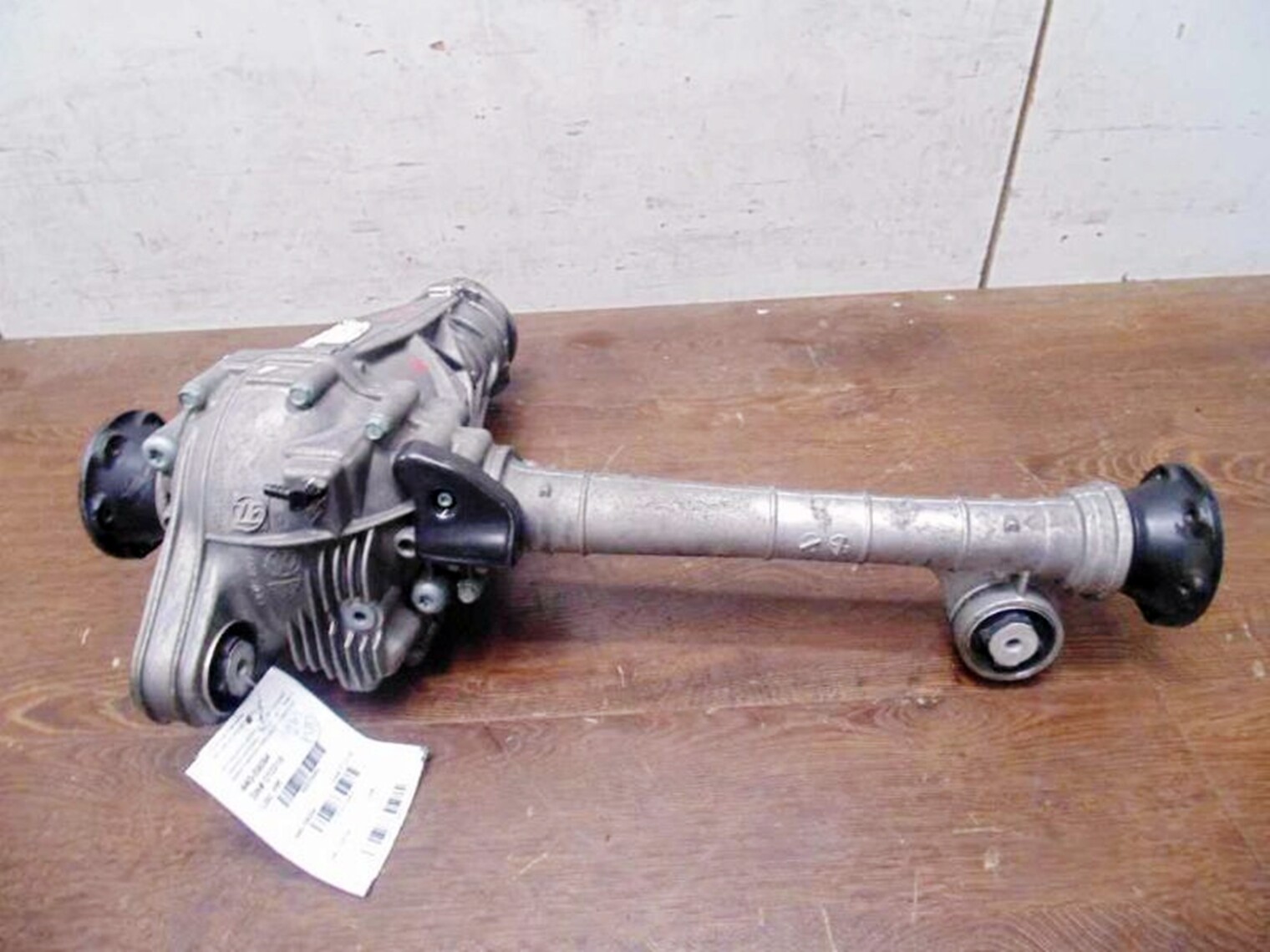 2003-2006 Porsche Cayenne Front Axle Differential Carrier | eBay