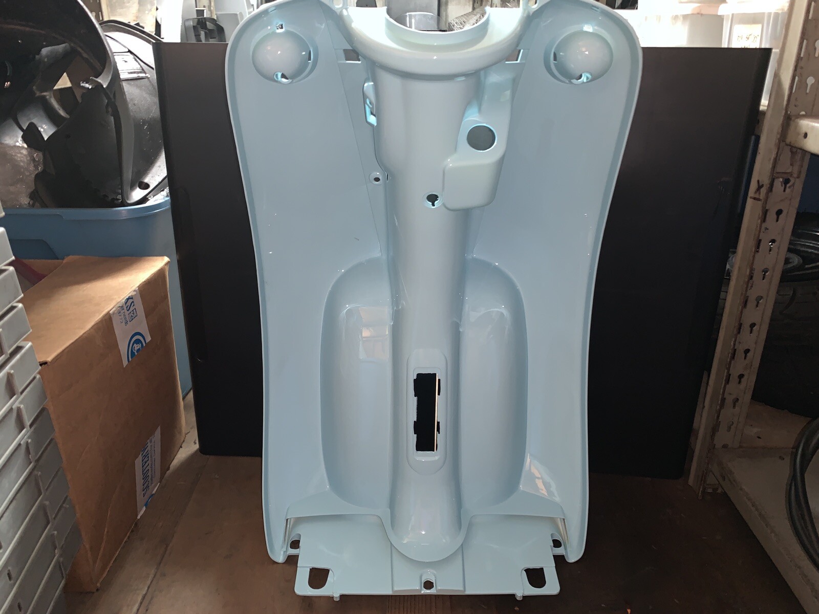 Wolf Islander Knee Shield/Front Cover - 64301-XGW-9000 | eBay