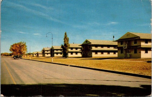 Vintage Postcard Military Barracks Fort Francis Warren Cheyenne ...