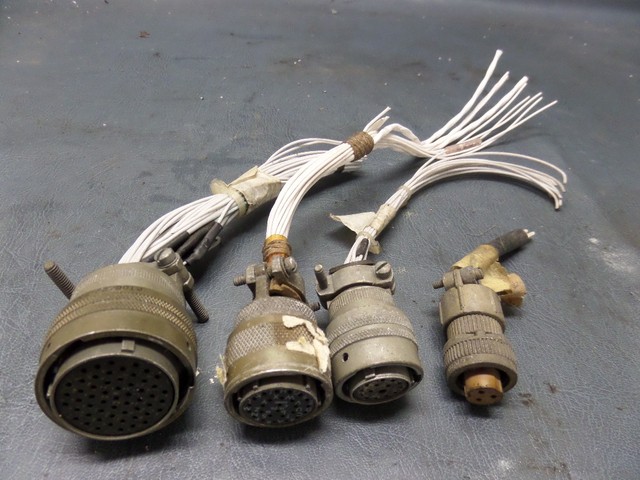 AVIATION AVIONICS CANNON PLUGS CESSNA PIPER BEECH HOMEBUILT ...