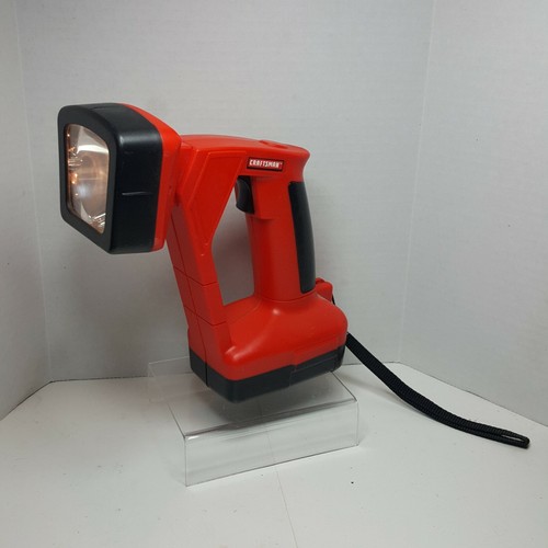 craftsman flashlight 3 volt cordless c batteries lanyards 1.2 watt bulb ...