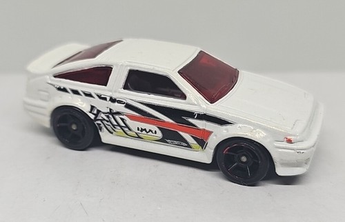 HOT WHEELS TOYOTA AE-86 COROLLA WHITE DIECAST CAR W BLACK RED - FREE ...