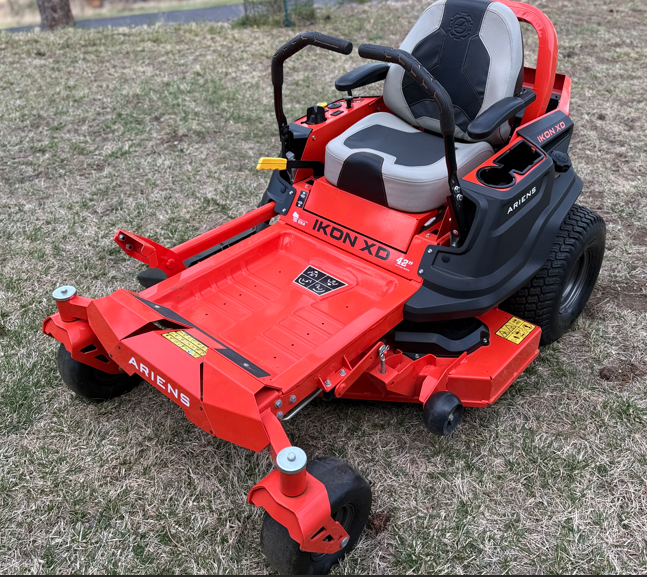 2023 Ariens Zero Turn Mower Only 97 Hours! IKON XD-42- 21.5 HP KAWASAKI ...