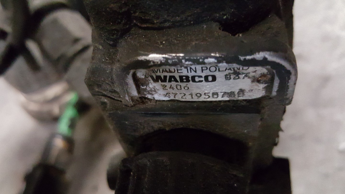 Wabco HALDEX Brake Relay Valves Assy 9730110260 4721950780 4721950780 ...