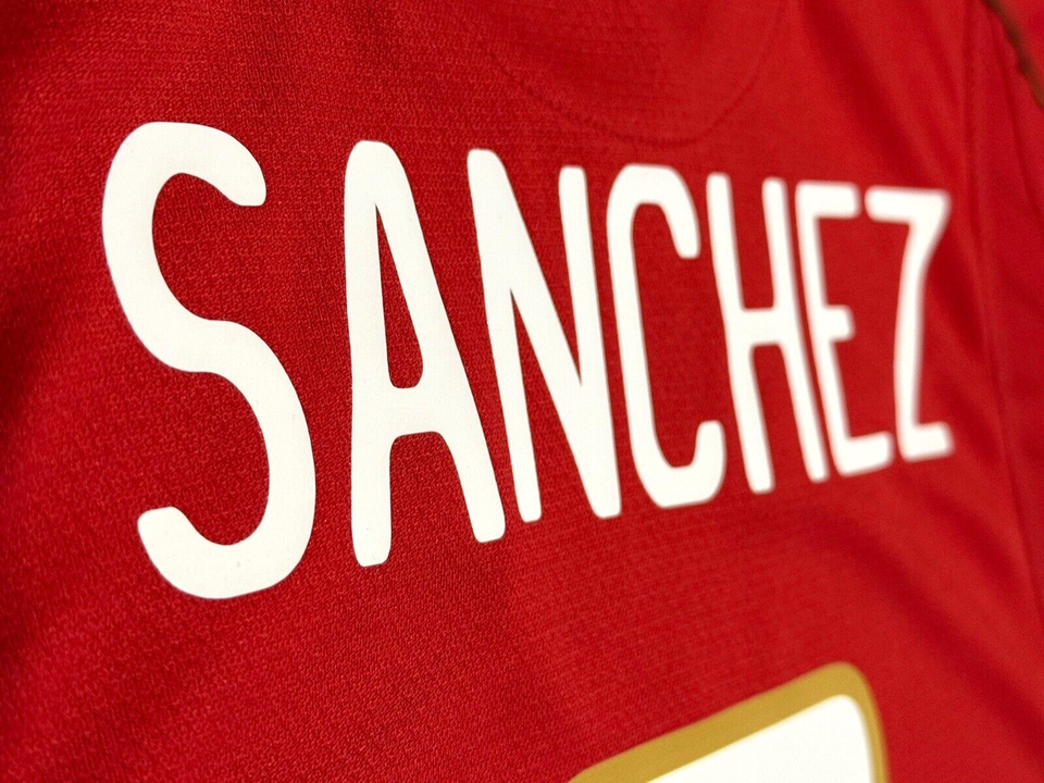 2010 Chile Home Jersey #7 Alexis Sanchez Small (fits Like Medium ...