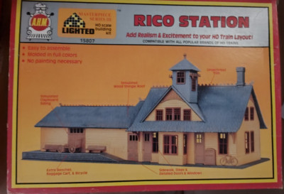 HO Scale AHM Rico Station Lighted Model Kit | eBay