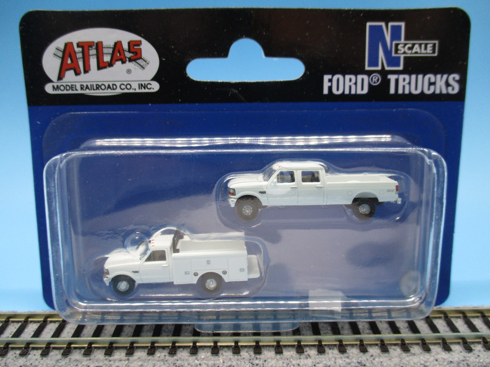 Atlas N Scale Amtrak Ford F250 & F350 Pickup Truck Set of 2 60000151 ...