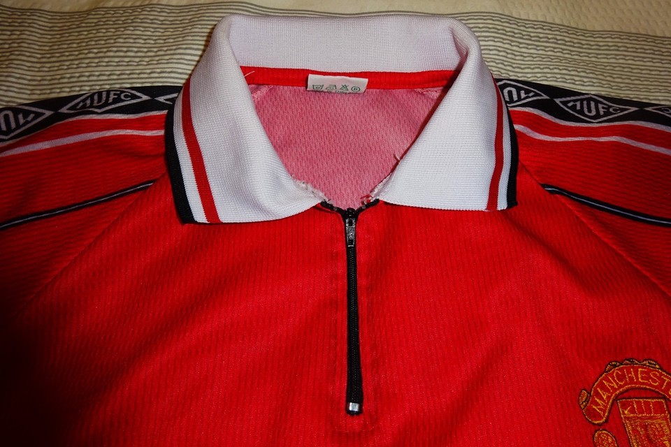 Manchester United football shirt large mens | eBay UK