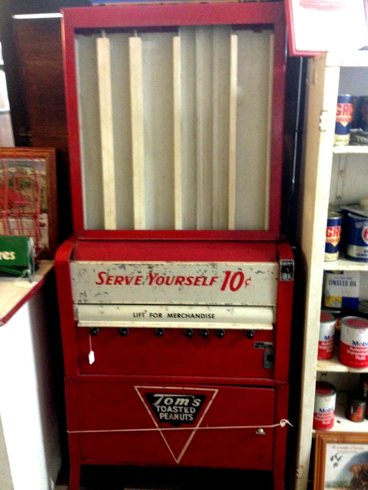 Tom`s vending machine | eBay