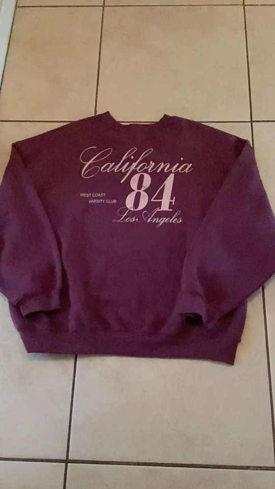 The Vinyl Icon Los Angeles Varsity Club 84 Crewneck Pullover Sweatshirt ...
