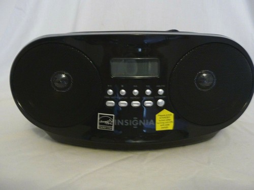INSIGNIA CD Boombox with AM/FM Tuner - Model NS-B4111 | eBay