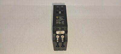 Square D HOMT3020 Two 1 Pole 30/20 Amp 120V Type HOMT Plug-In Tandem ...