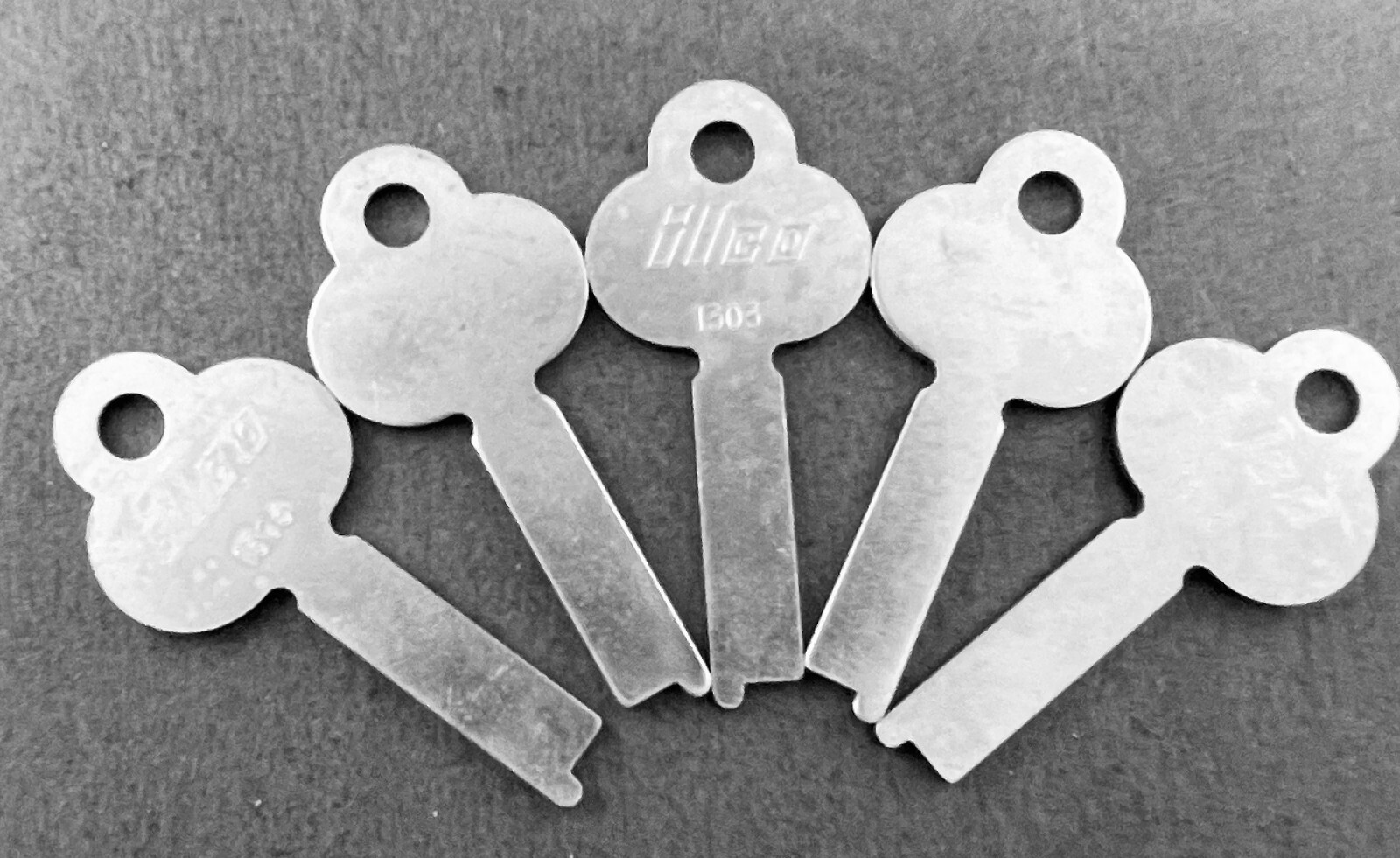 Lots of 1303 Type Flat Steel Key Blanks | eBay