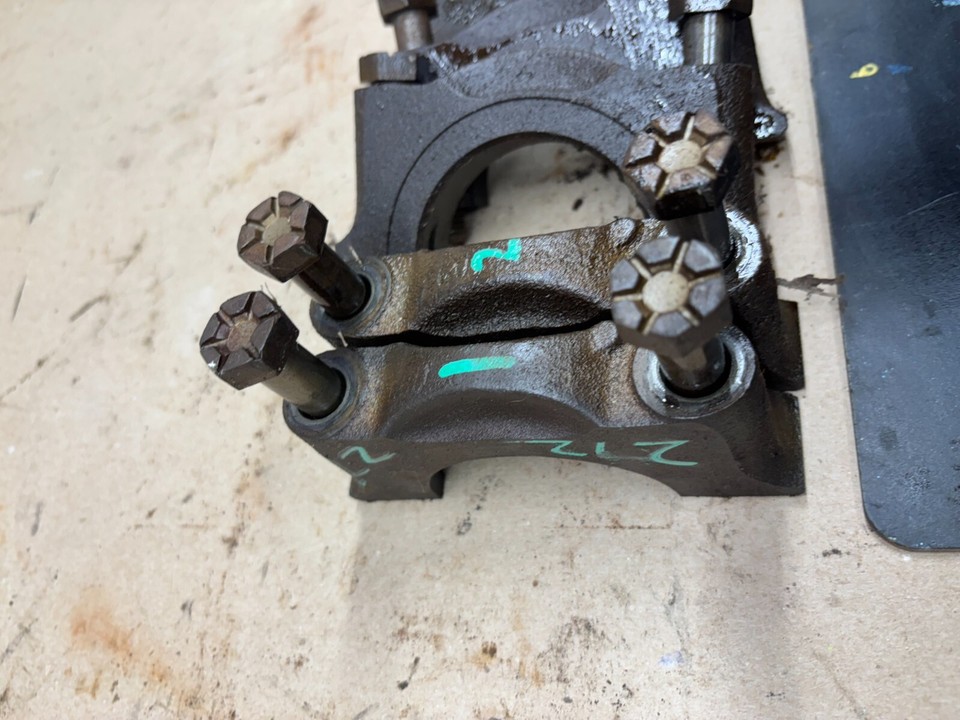 1956 1957 1958 FORD Y BLOCK ENGINE CRANKSHAFT MAIN CAPS 272 292 312 ...