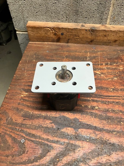 Hydraulic Motor Pump Mount Bracket SAE AA 4 Bolt Mount Log Splitter ...