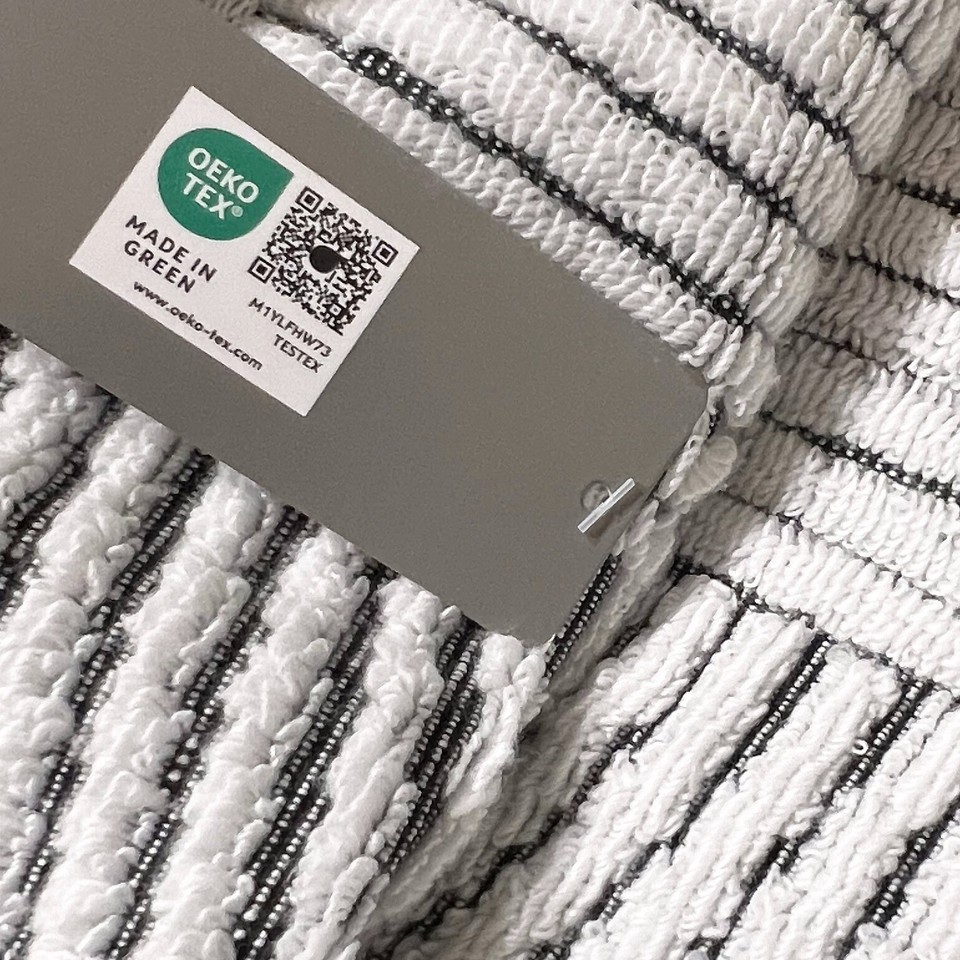 SET OF 8 New MAX STUDIO Wash Hand Bath Towels White Black Spiral ...