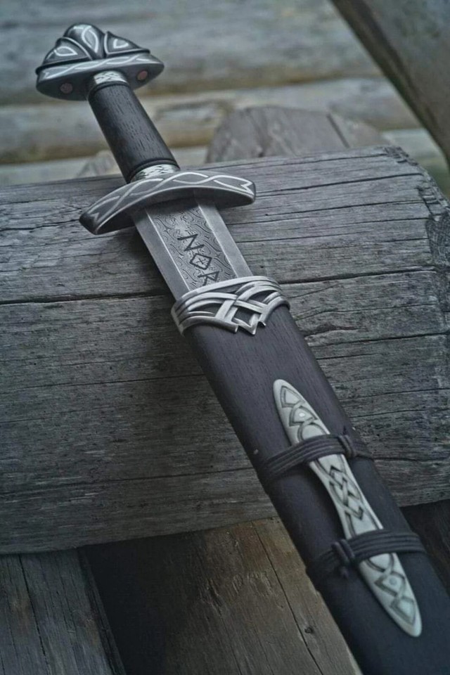Northman Damascus Handmade Viking Sword With Scabbard Custom Real Medieval Sword | eBay