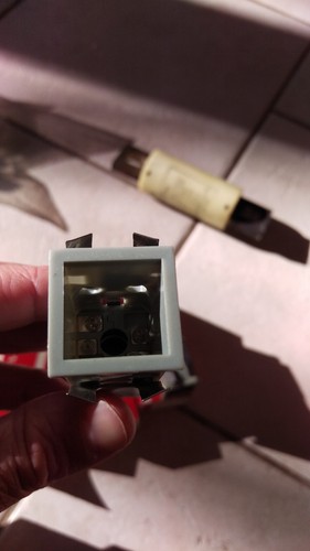 Izumi Illuminated Removable Push Button Housing Lot of 5 PN# MCM 22-M20 ...