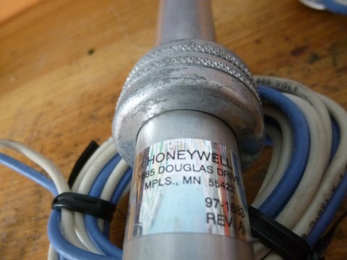 Honeywell C7035A1064 Ultraviolet Flame Detection Sensor New ( 5299 ) | eBay