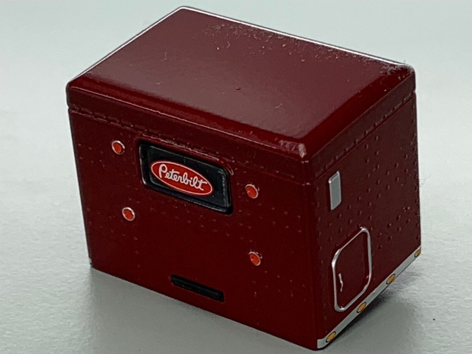 1/64 DCP PARTS BURGUNDY PETERBILT 379/389 63" FLAT TOP SLEEPER | eBay