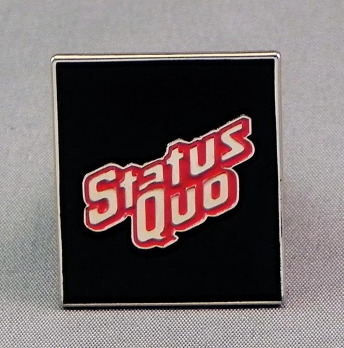 STATUS QUO PIN BADGE | eBay