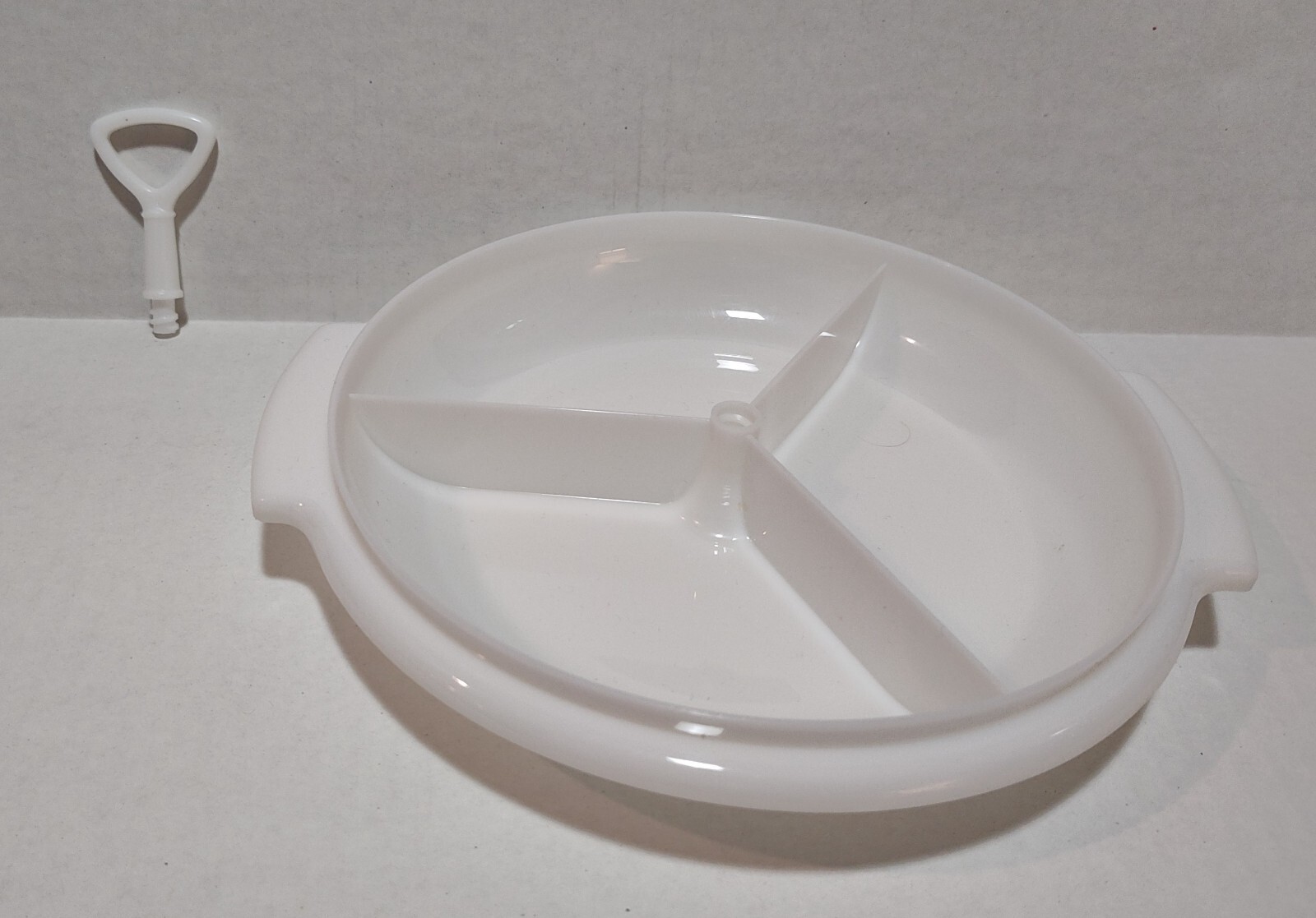 Tupperware Lot - 34 Pieces Measuring Pitcher Hourglass Shaker ...