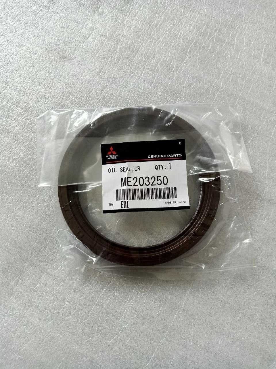 Geniune Mitsubishi PAJERO Triton Rear Main Seal ME203250 for sale ...