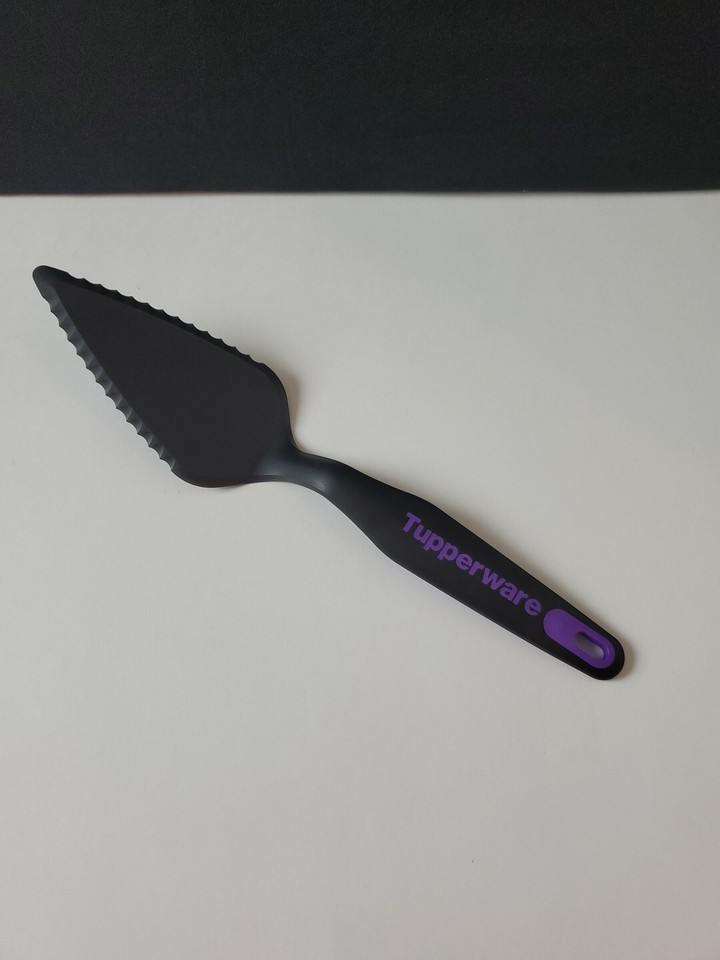 Tupperware Cake Cutter Pie Slicer Server Cut N Serve 12" Black & Purple ...
