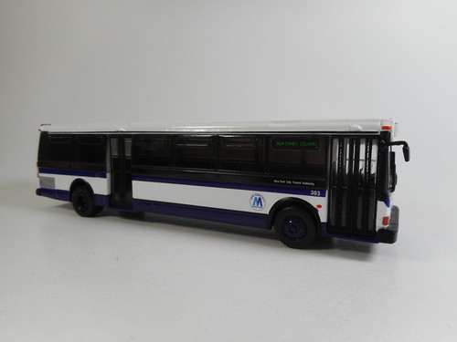 Iconic Replicas 1:87 1980 Grumman 870 Transit Bus Mta New York City USA ...
