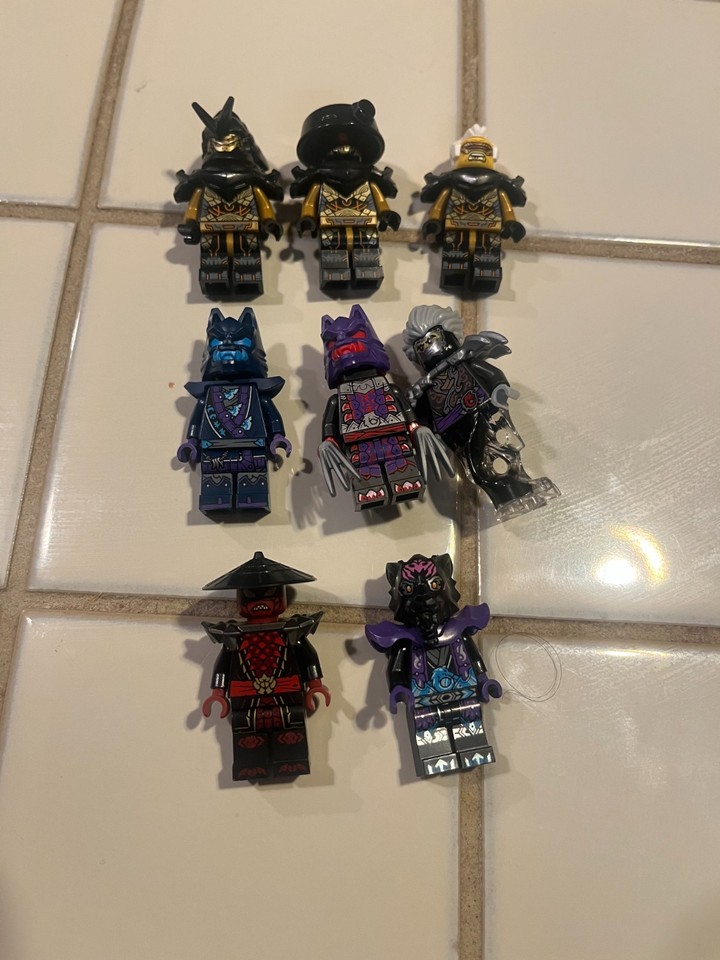 Huge Bulk Lego Ninjago Minifigure Lot, 80+ Minifigs Plus Accessories ...