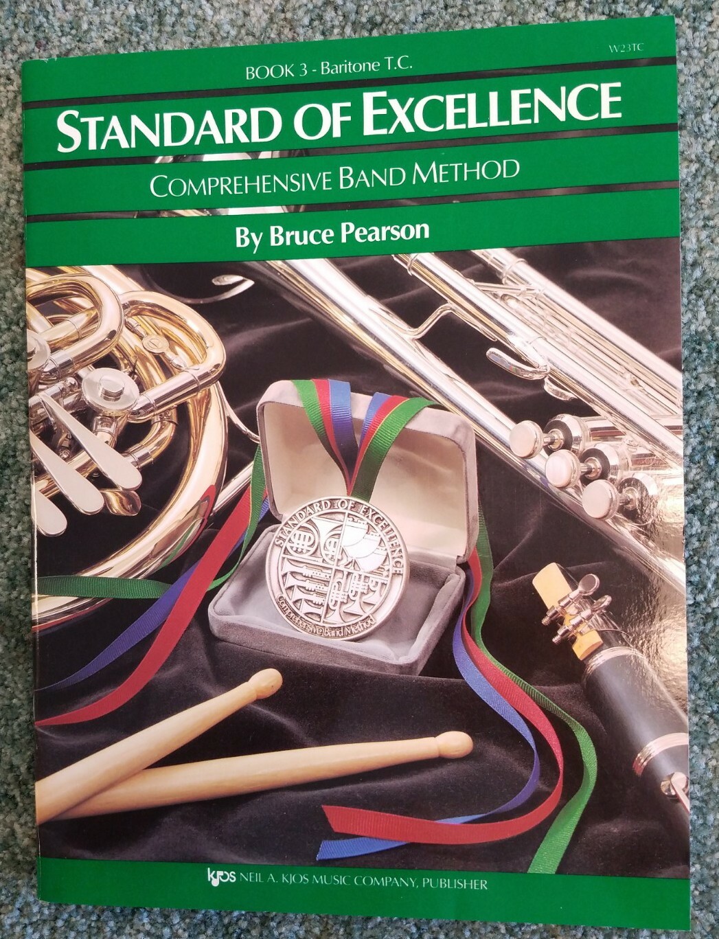 STANDARDS OF EXCELLENCE Comprehensive Band Method Book 3 for BARITONE T ...